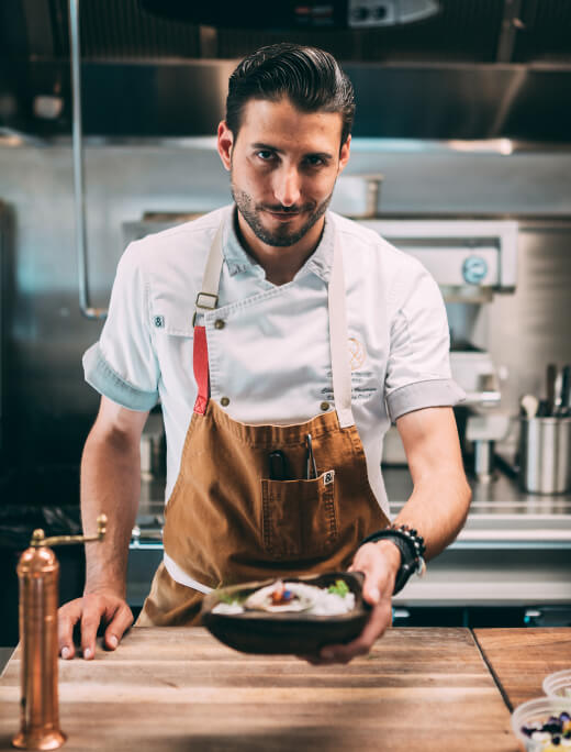 About Us – Luxe Waterfront